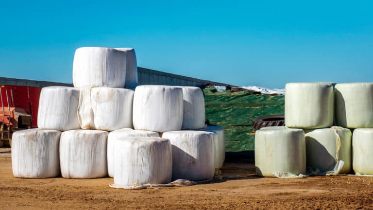 How To Dispose Farm Waste - Recycle Your Waste | Plastic Expert